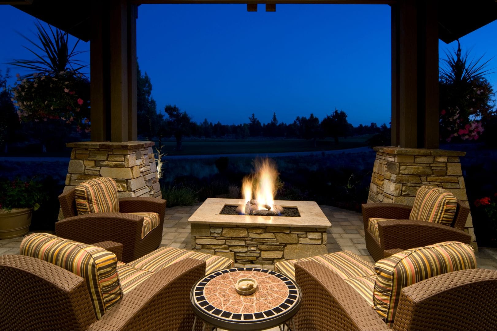 Naperville Outdoor Living Space | Oasis | Warner's Decking, Inc.